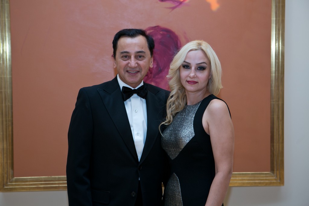 Benefit: Hoag Christmas Carol Ball Sets Fundraising Record - Newport ...