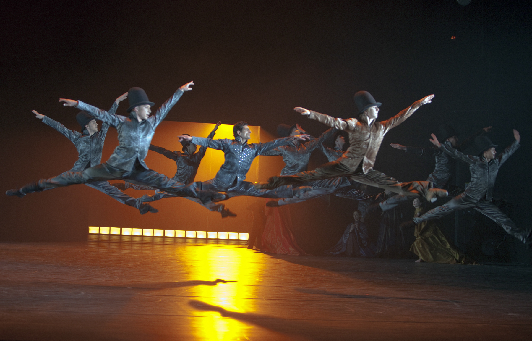 Center Stage: Royal Swedish Ballet Brings “Juliet and Romeo” to ...