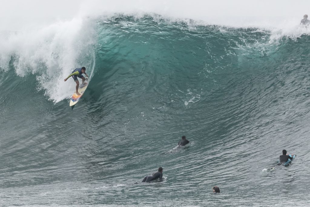Surfing Big Waves at the Wedge - Newport Beach News