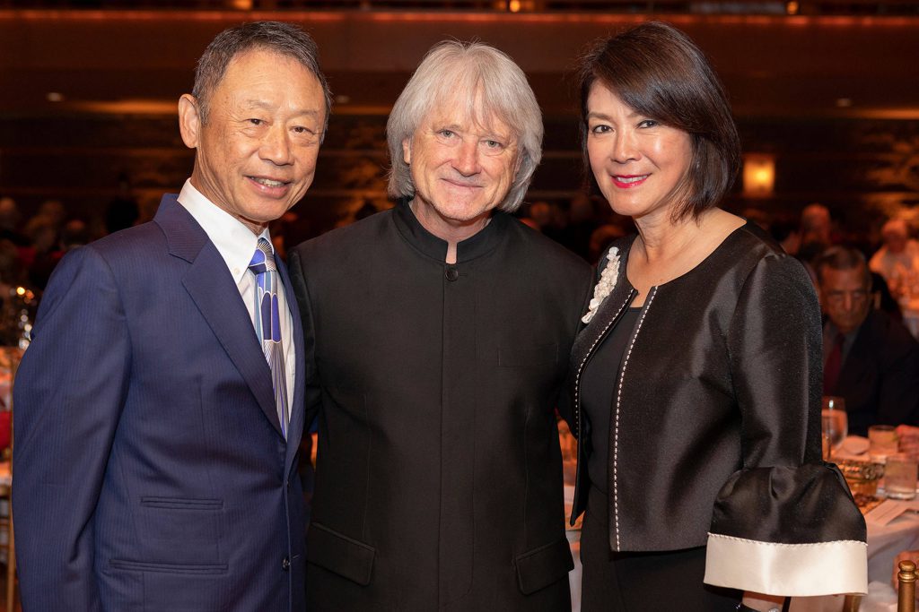 Pacific Symphony Honors Carl St.Clair for 30 Years as Music Director ...