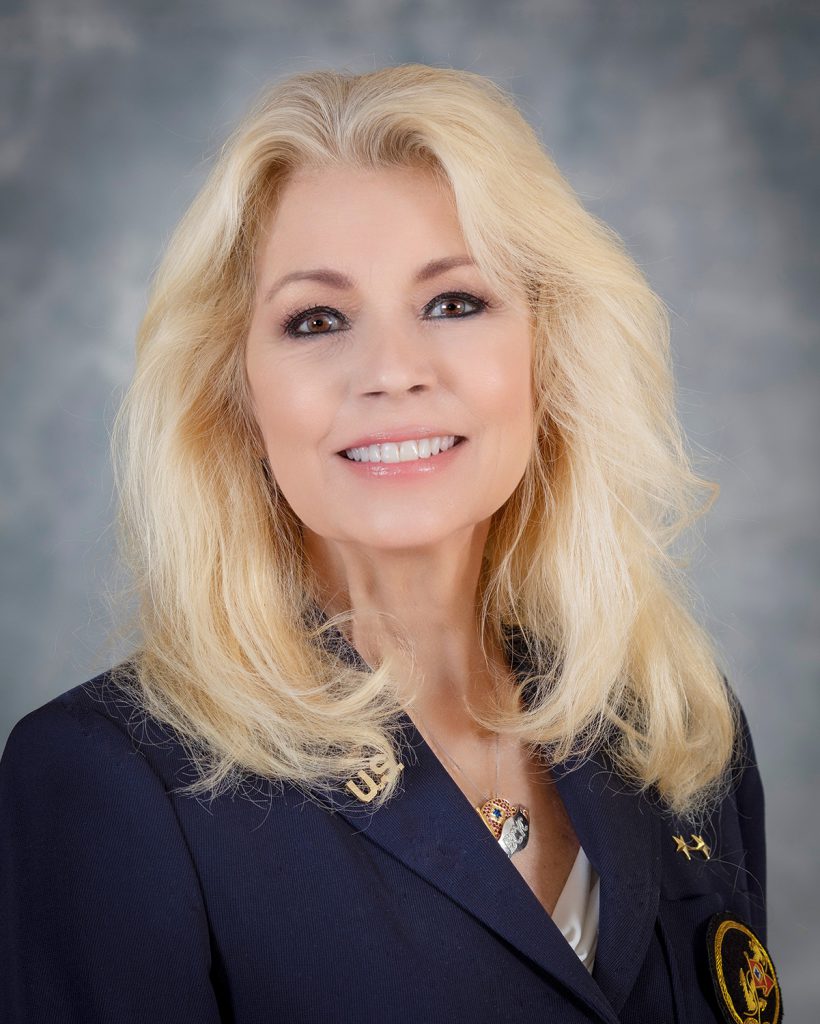 Bahia Corinthian Yacht Club Welcomes Kari Konapelsky as 2022 Commodore ... Bahia Corinthian Yacht Club Welcomes Kari Konapelsky as 2022 Commodore ...