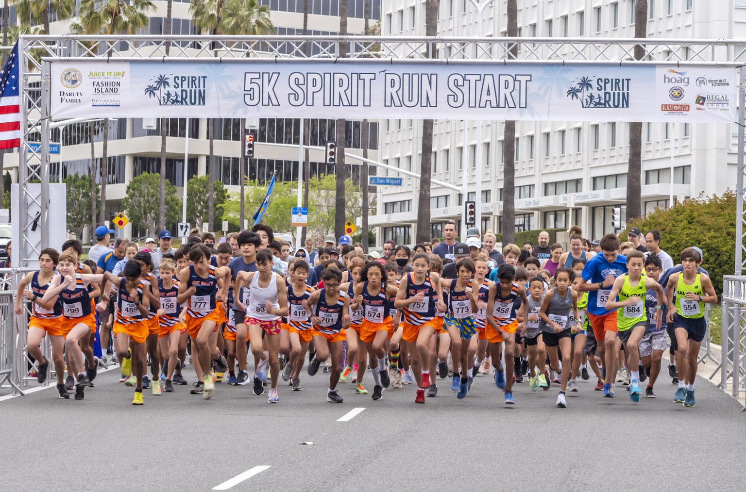 Hundreds of Runners Participate in Annual Spirit Run in Fashion Island ...