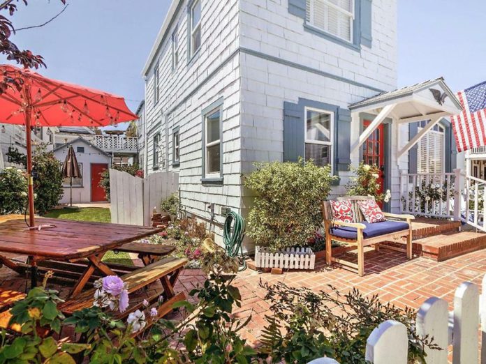 Sherman Library & Gardens Hosts Annual Garden Tour and Party Starting ...