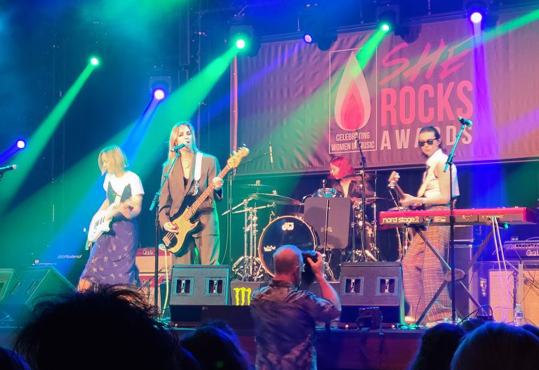 She Rocks Awards Honors Judy Collins and Trailblazing Women in the ...
